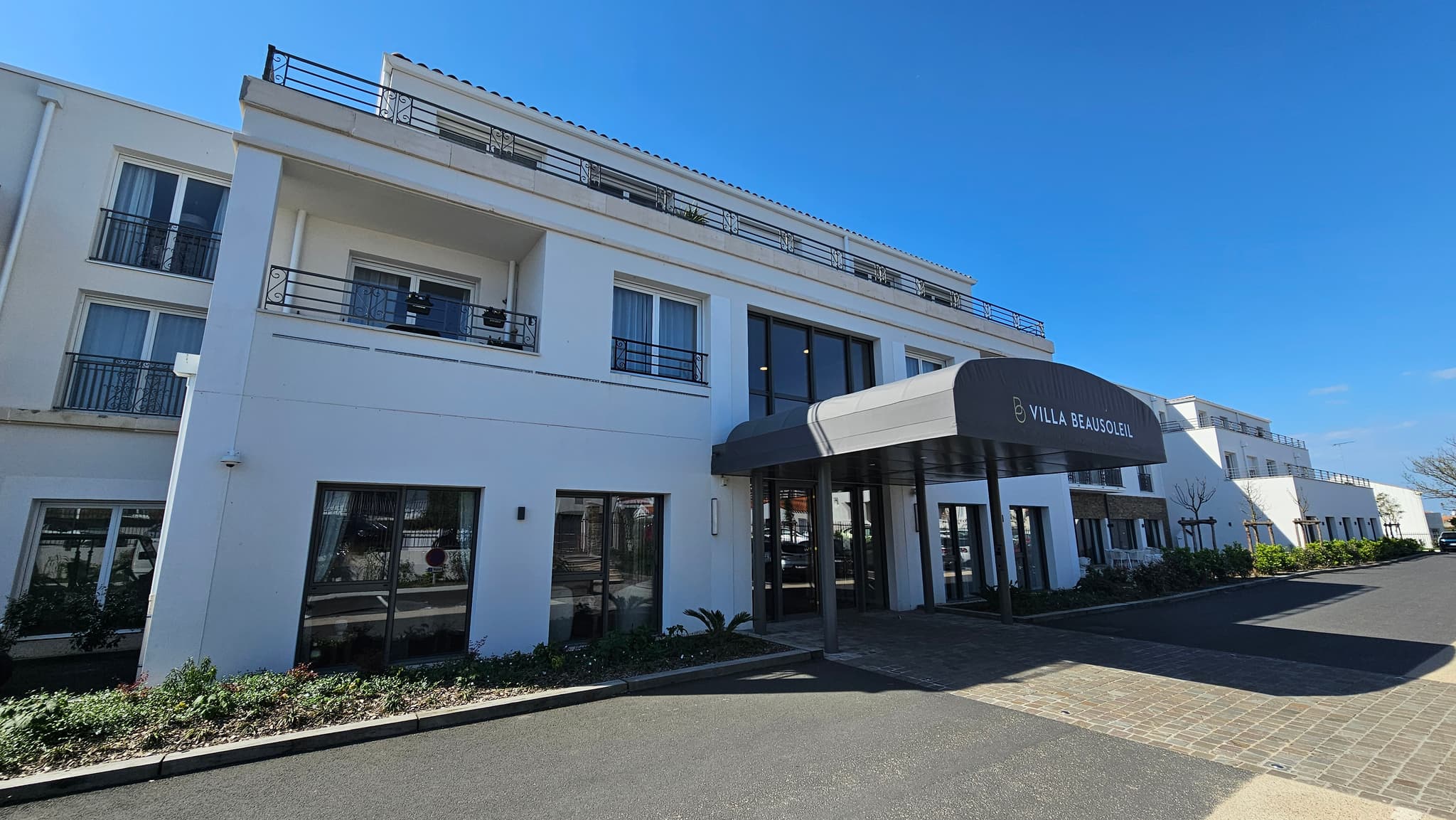 Ehpad La Bonne Etoile : Résidence Service Senior à Saint-Hilaire-De ...