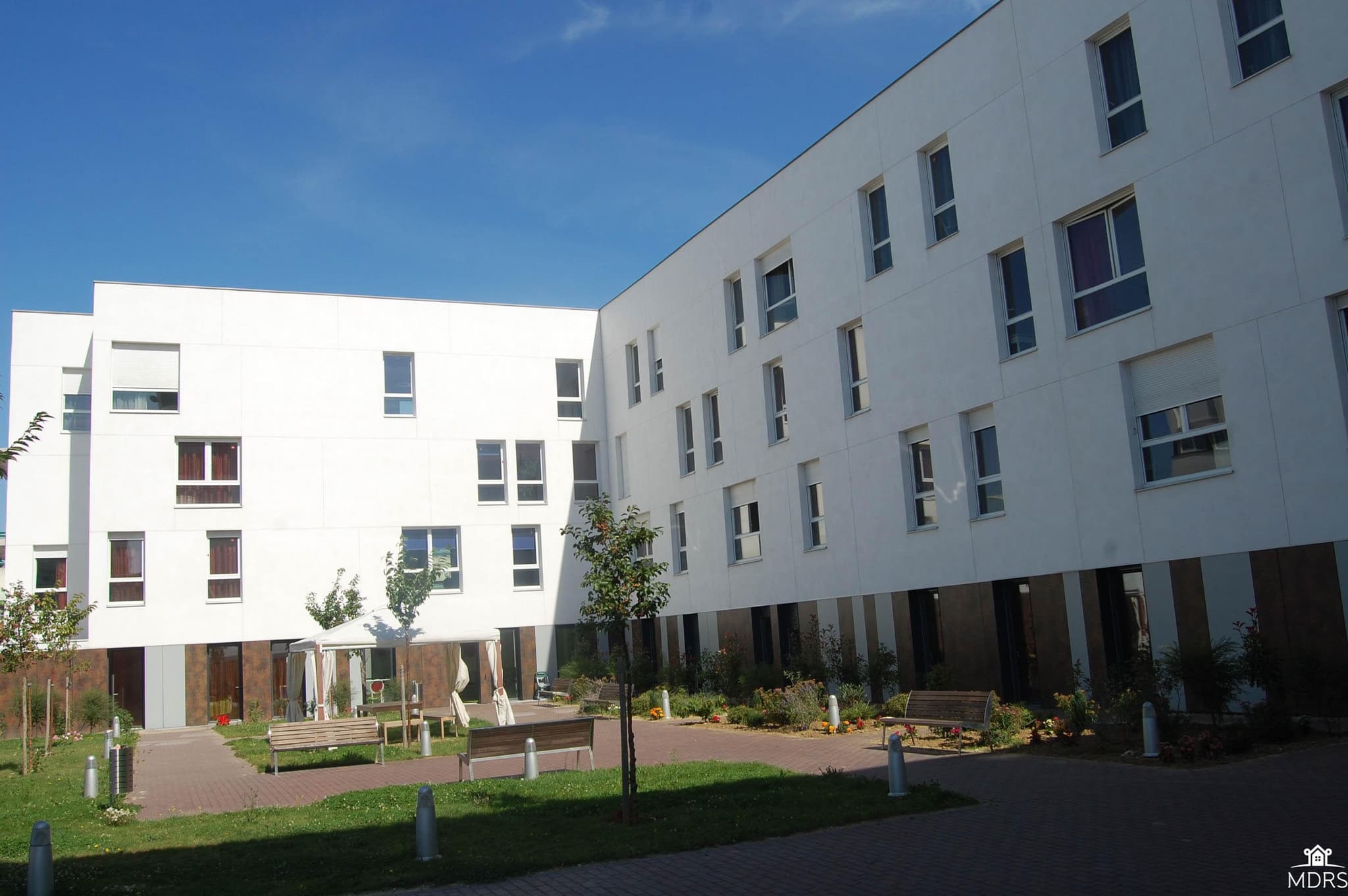 Ehpad Jean Viollet : Résidence Service Senior à La Courneuve (93120 ...